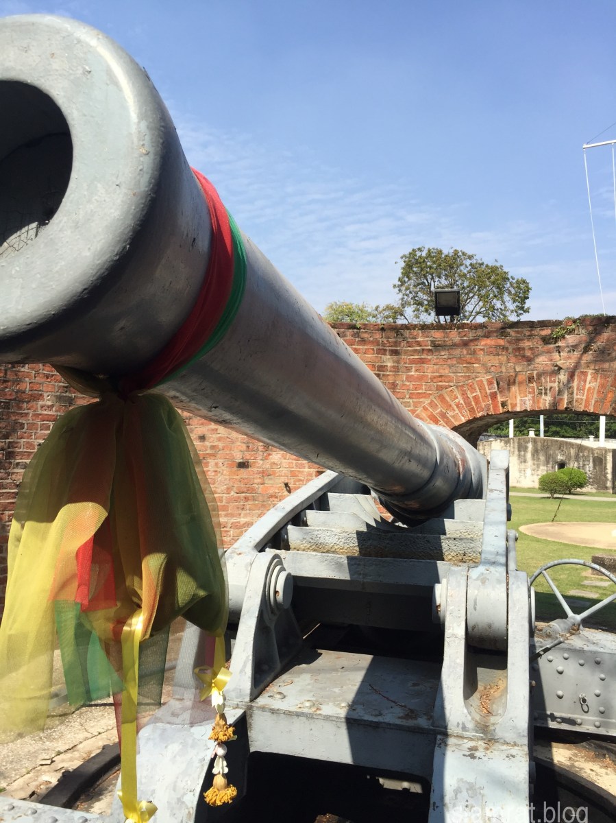 The Crouching Tiger Guns of Paknam – Siam Rat Blog