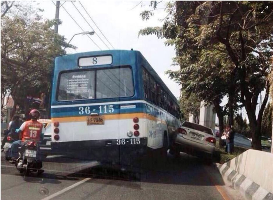 Madness and Mayhem – Bangkok’s Fast & Furious Number 8 Bus – Siam Rat Blog
